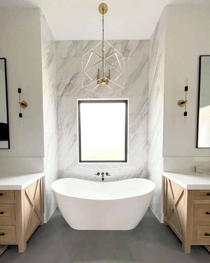 11 Pendant Lighting Ideas for a Luxurious Bathroom
